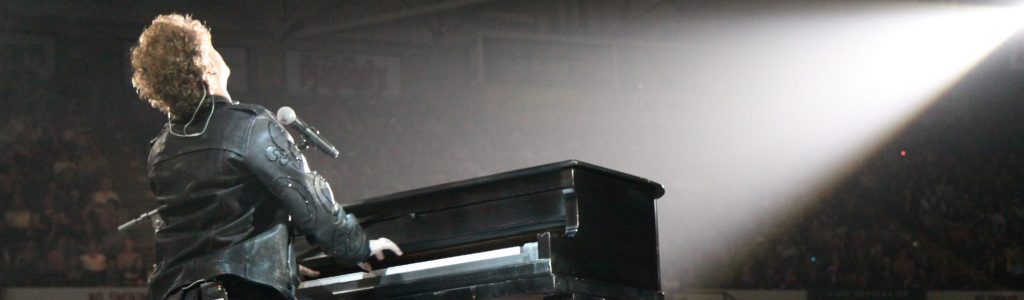 Scott MacIntyre - singer・speaker・author